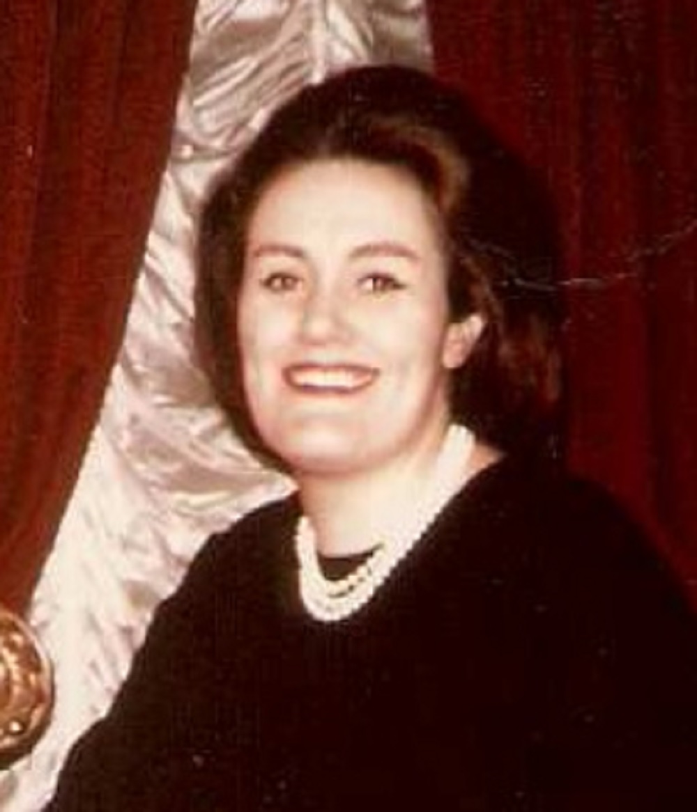 Joan Sutherland wins 1950 Mobil Quest Singing Competition | NFSA